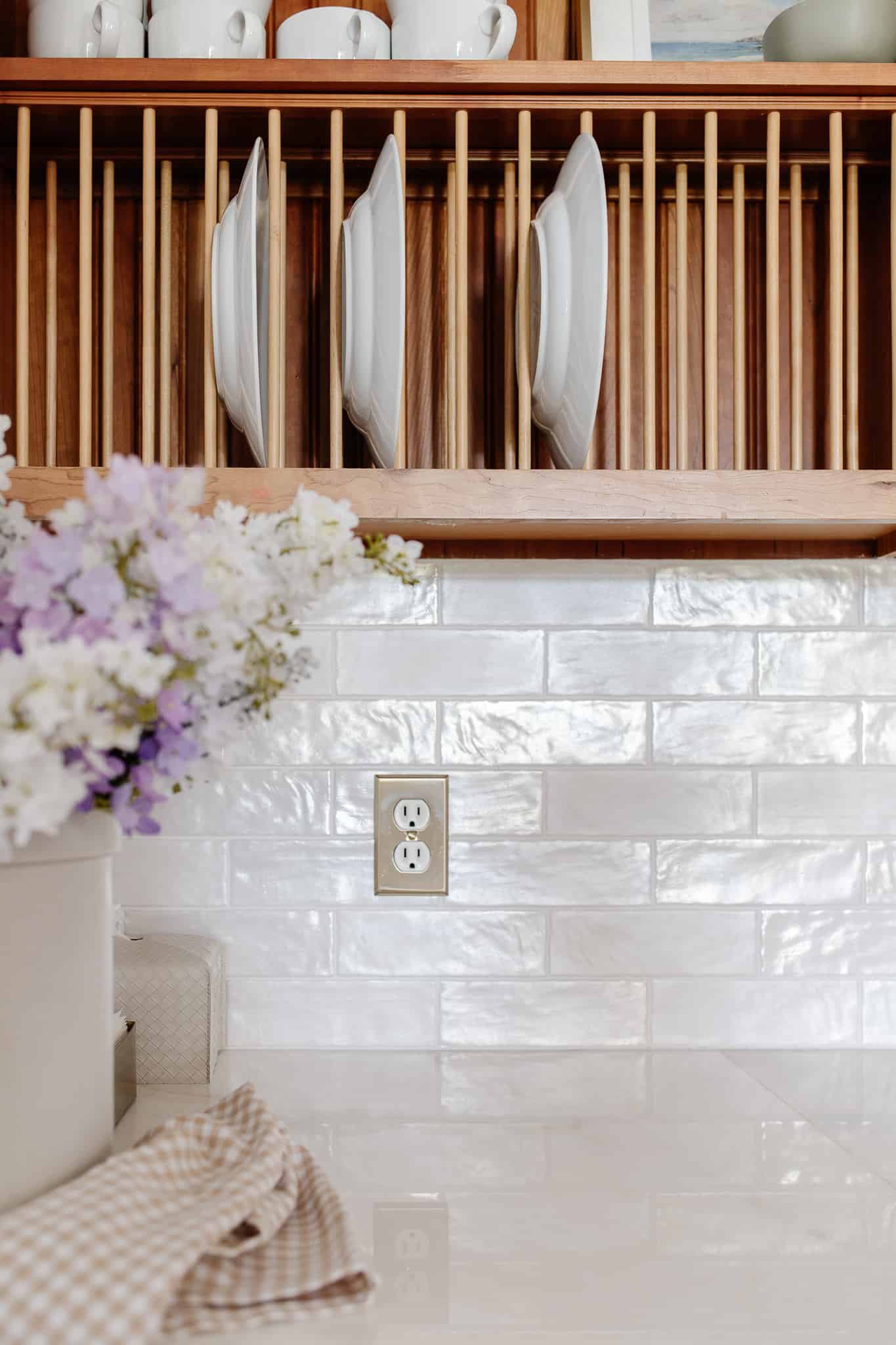 Tips to Styling Your Kitchen Counters - Lantern Lane Designs