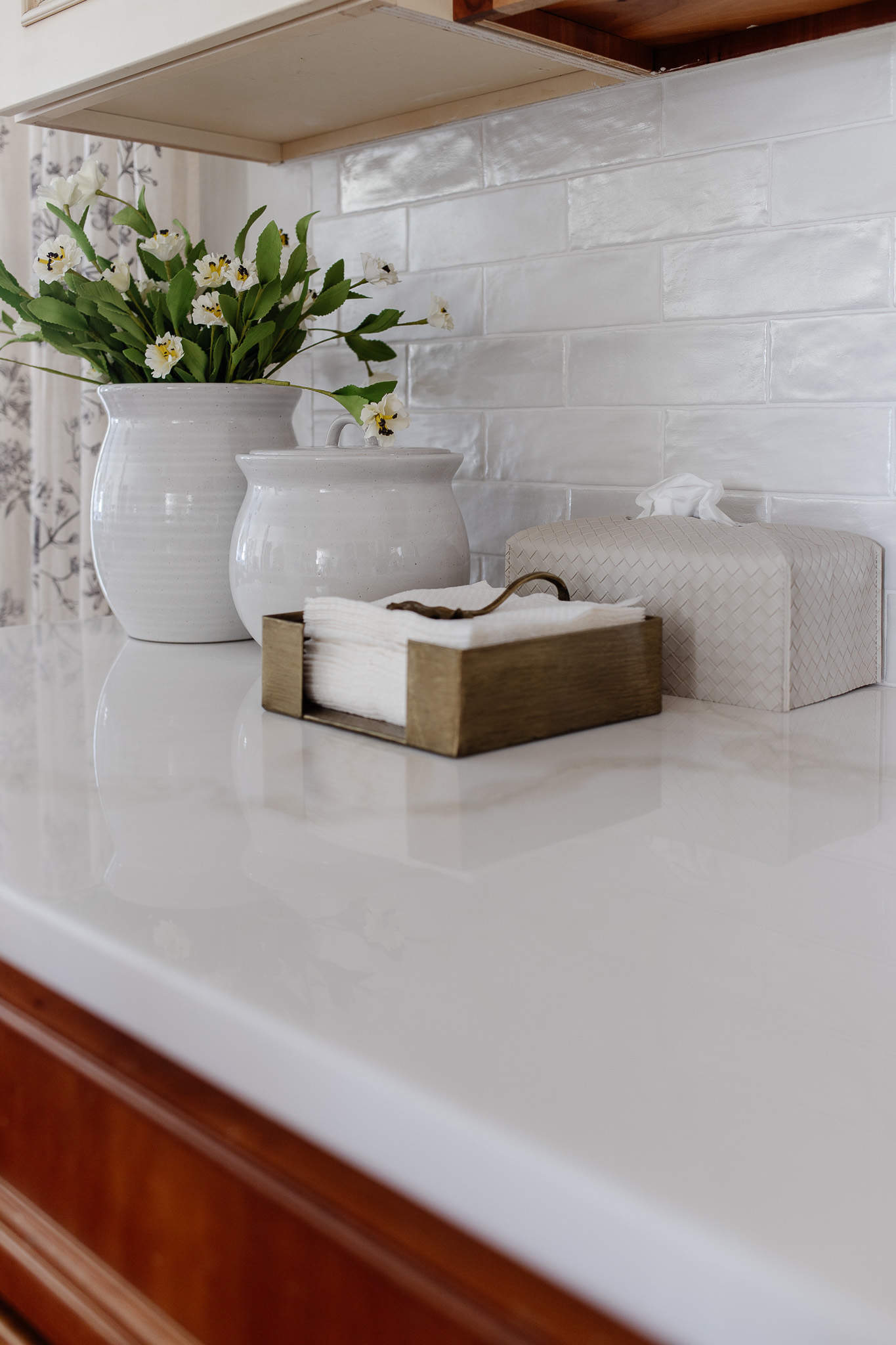 Tips to Styling Your Kitchen Counters - Lantern Lane Designs