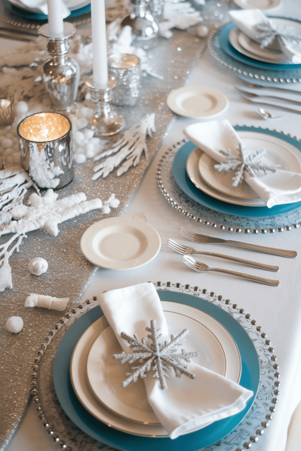 Christmas Table Setting Ideas - Lantern Lane Designs